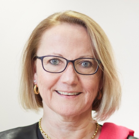 Trish Thompson's Instagram, Twitter & Facebook on IDCrawl